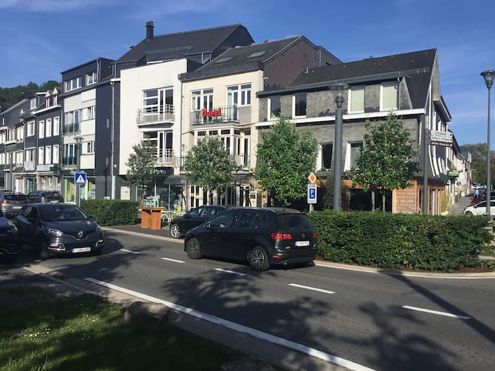 Au Plaisir D’un Bon Moment - Stavelot