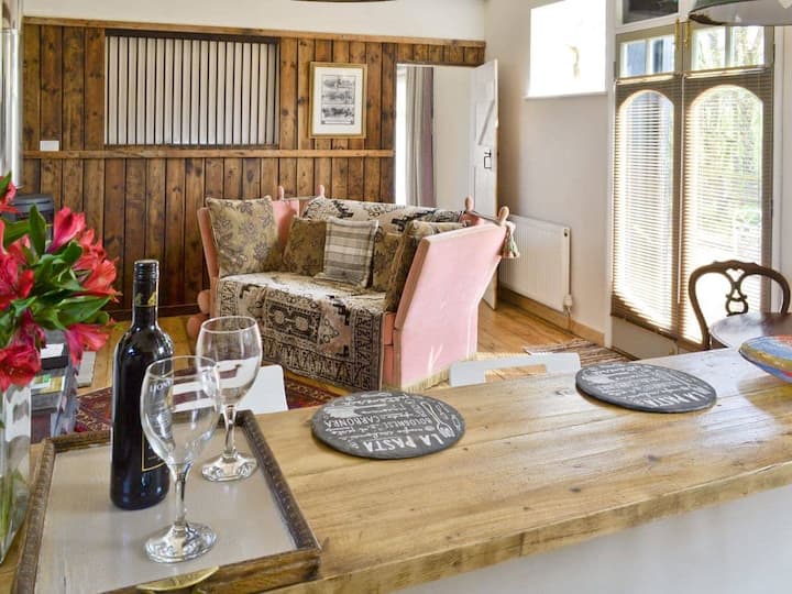 Evie Rose Cottage - Aéroport de Londres Stansted (STN)