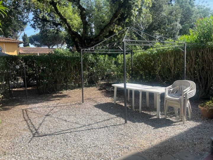 Monolocale Con Giardino Vicinissimo Al Mare - Cecina