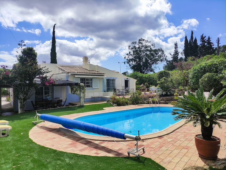 Moradia Com Piscina Privada - Porches