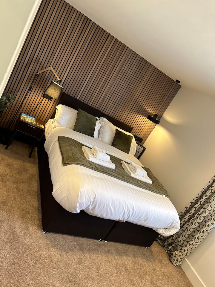 King Size Ensuite Room. Room Only Accommodation - Seahouses