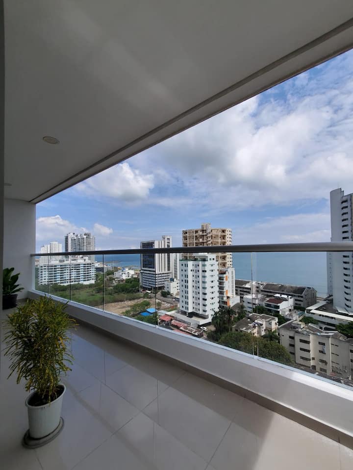 Moderno Y Acogedor Apto Central Con Vista Al Mar. - Cartagena