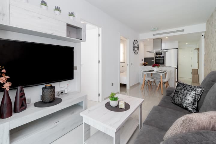 Precioso Apartamento Moderno - Torrevieja