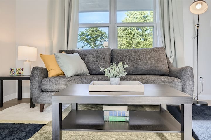 Affordable Oasis W/ Garage & Low Fees! - Westminster, CO