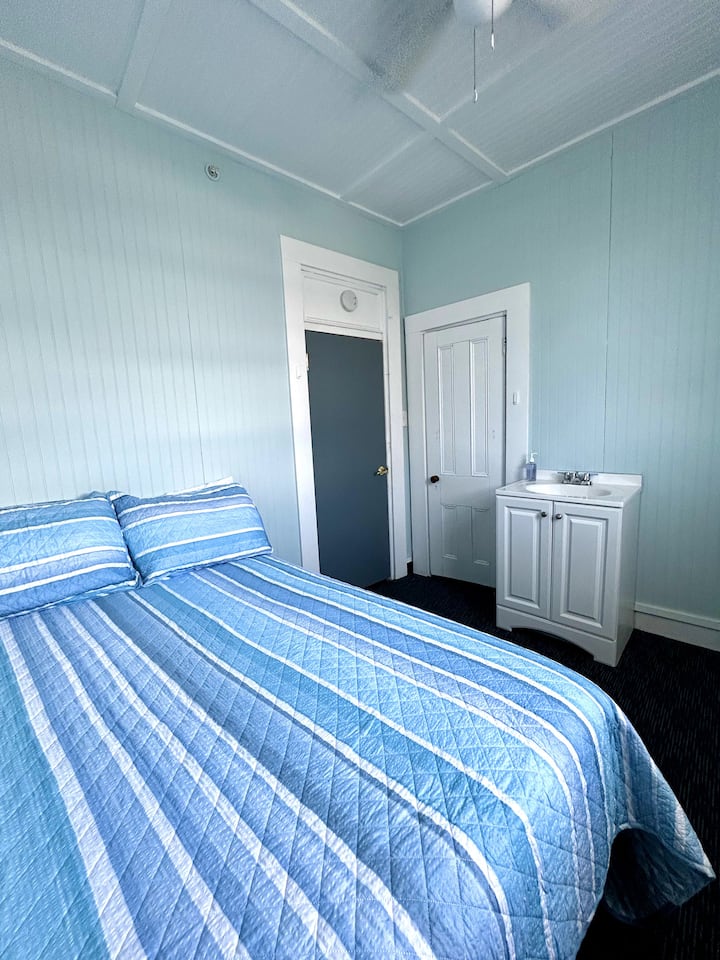 Pitman Place- Room 308 - Belmar, NJ