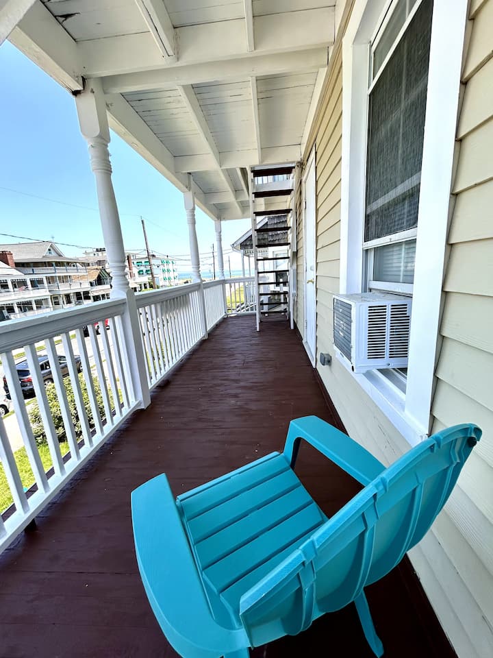 Pitman Place- Room 310 - Spring Lake, NJ