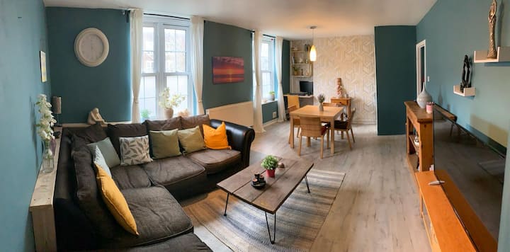 Creekside Apartment - Greenwich