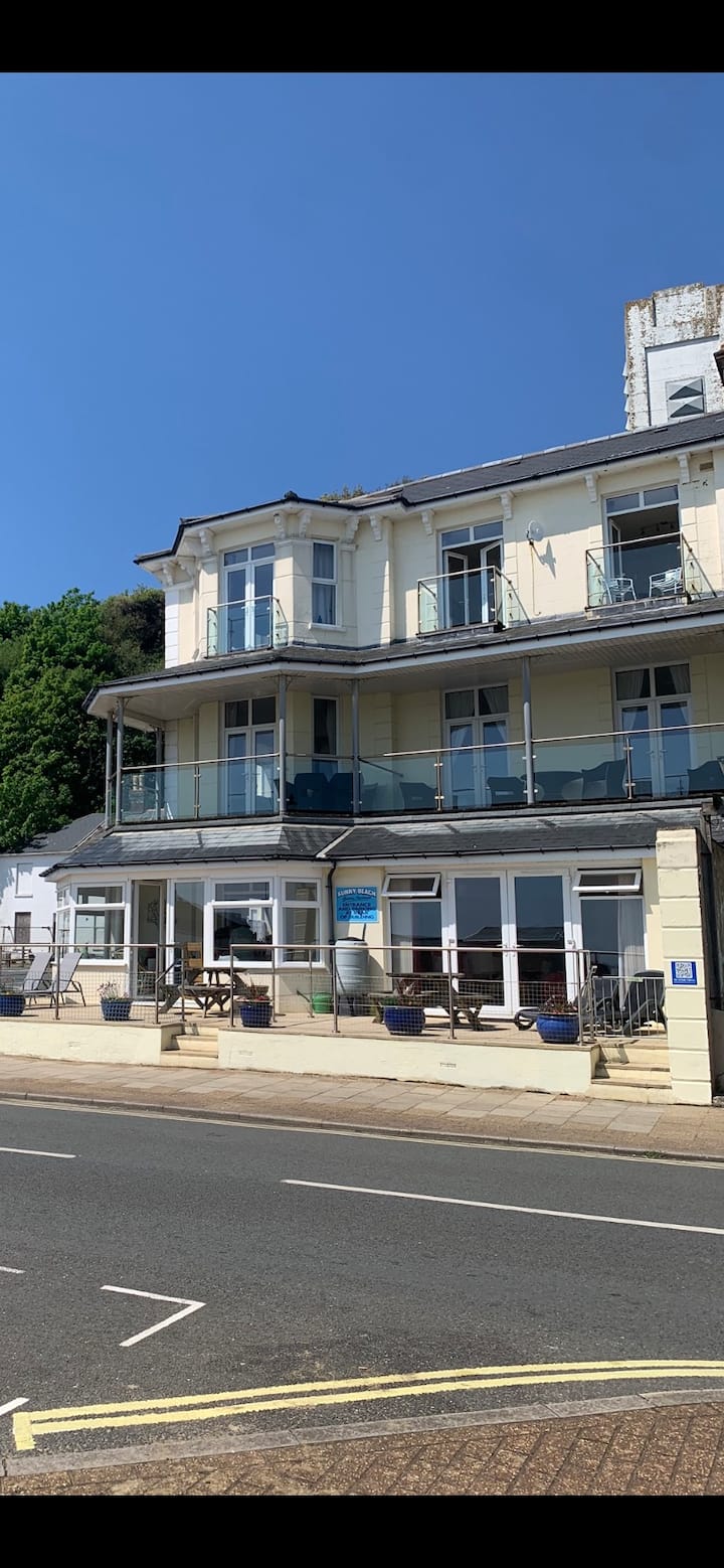 Beachfront Location - Sunny Beach Escapes - Apt. 1 - Shanklin