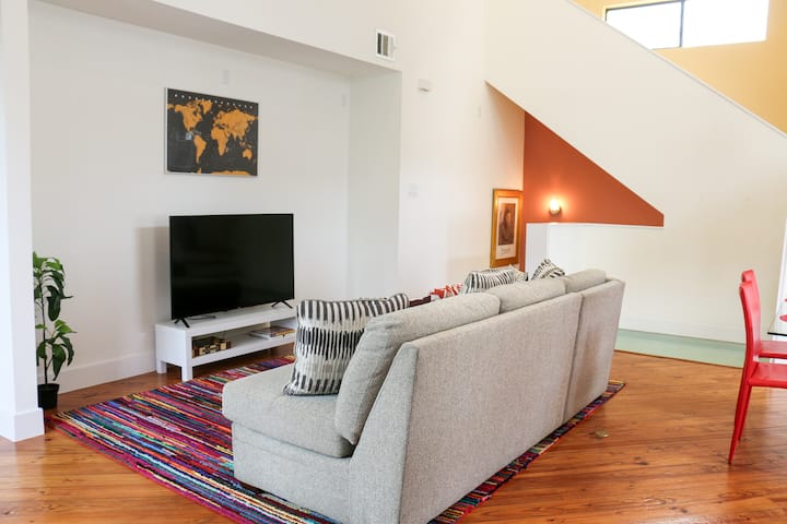 Chic Urban Retreat Near Memorial Park & Downtown - Independence Heights - Houston