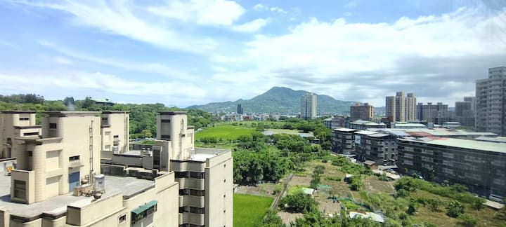美裝優質2房,享受淡水美景寧靜中兼顧便利的生活、看山看海近在咫尺 - Tamsui District