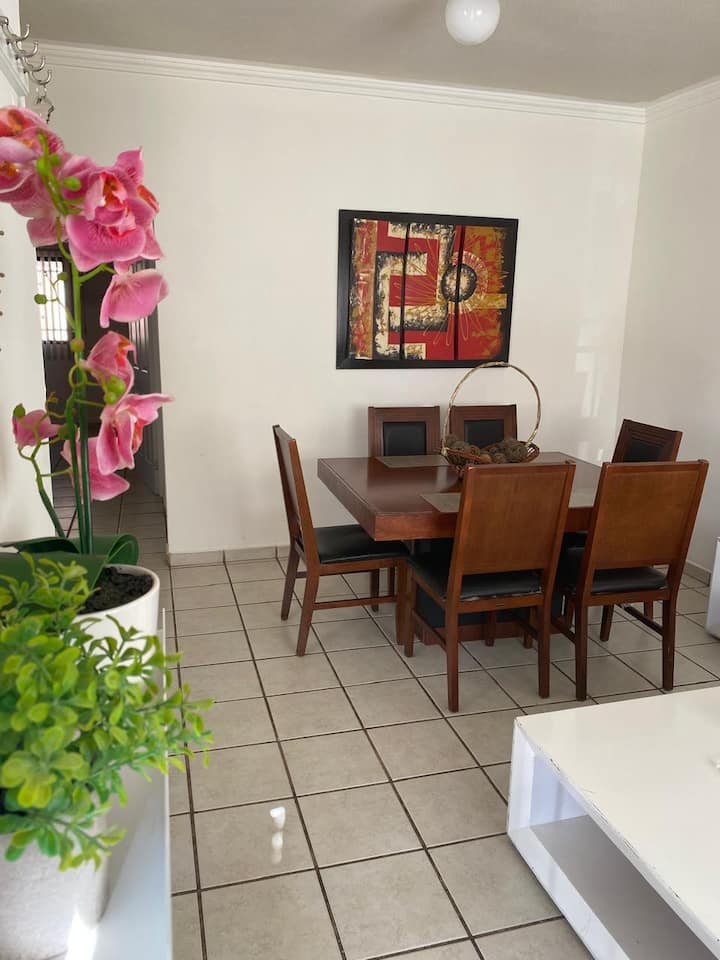 Casa Céntrica, Cómoda Y Limpia - La Paz