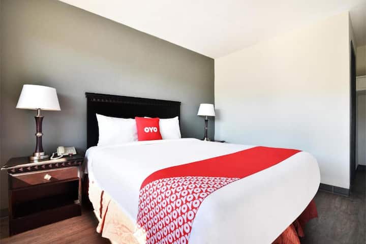 Hotel Shreveport Airport North Premium Queen Bed - Shreveport, LA