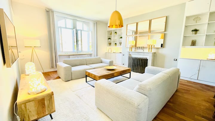 Hyper Center Jacuzzi 170 M2  4 Chambres - Reims