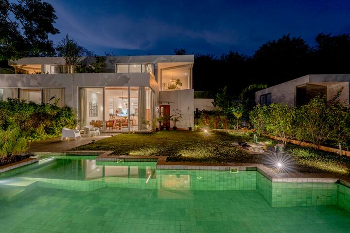 Contact the host directly - Staymaster Casa Tanisa· Lux 3BR Pool in Assagao