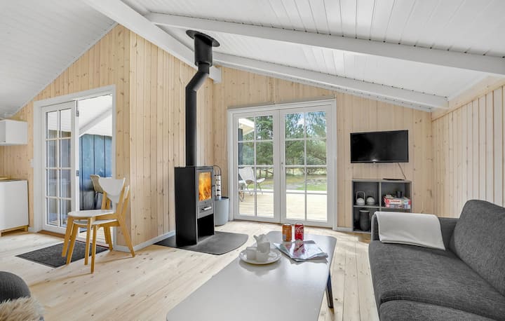 Sommerhus Med Natur, Hyggelig Atmosfære Og Sauna. - Denmark