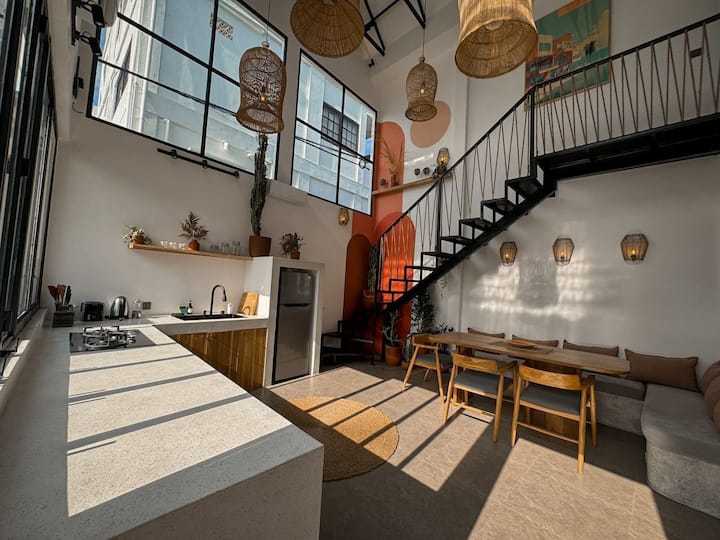 Industrial Modern Tropical Pool Villa In Berawa - Bali