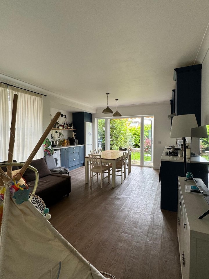 Lovely Break In Surbiton-london! - Twickenham