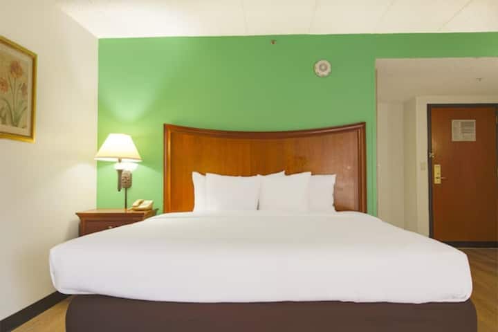 Junior Suite - Tulsa, OK