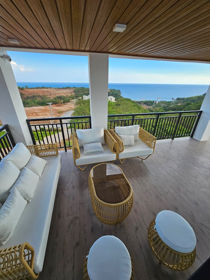 Villa Teresa @Camaya  Coast - Mariveles