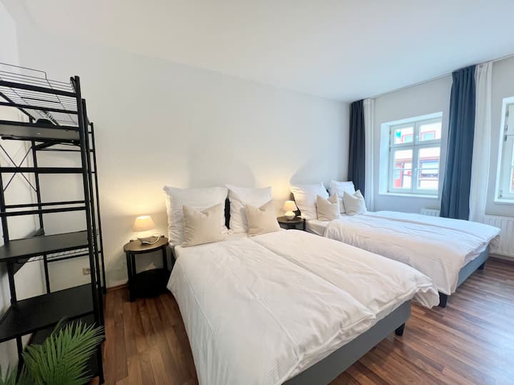 Ferienwohnung Mit Queensize-betten Und Terrasse - Quedlinburg