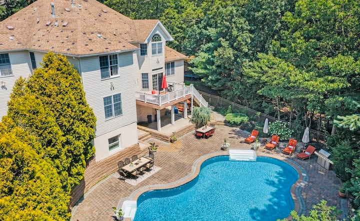 Beachside Luxury Home For Rent - Sea Girt, NJ