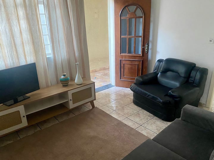 Casa Familiar Para 6 Pessoas - 8 Mim Pela Dutra - Aparecida