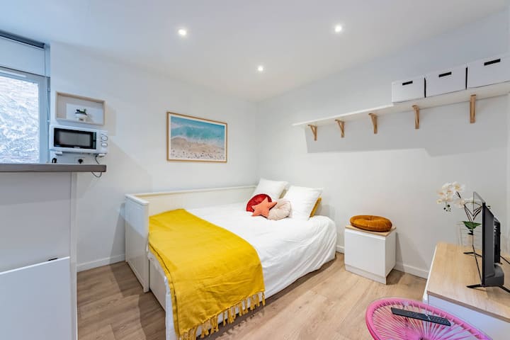 " Le Nid Douillet " - Lit King Size - Montauban