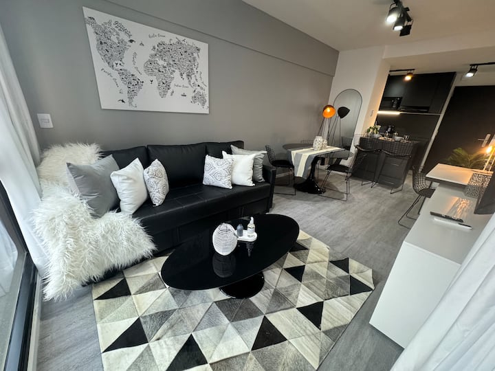 Palermo Lux:pool,gym,cw,full Amn - San Martin, Argentina