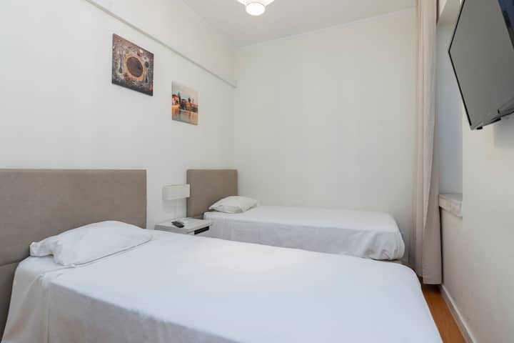 Cozy Twin Bedroom City Centre (Room 103) - Lisboa