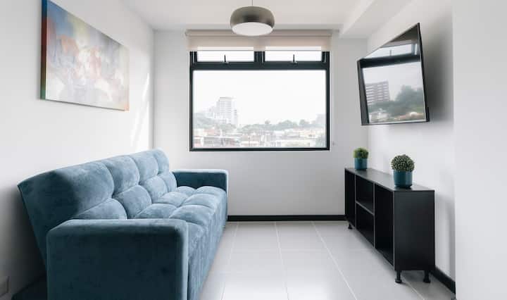 Hermoso/ Céntrico Apartamento Zona 14 - Guatemala City