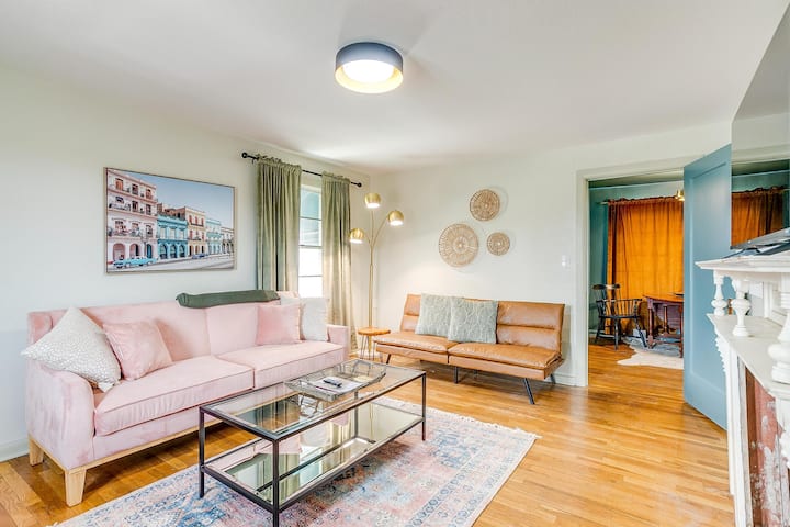 Urban Apt In Cultural District - Lake Worth, TX