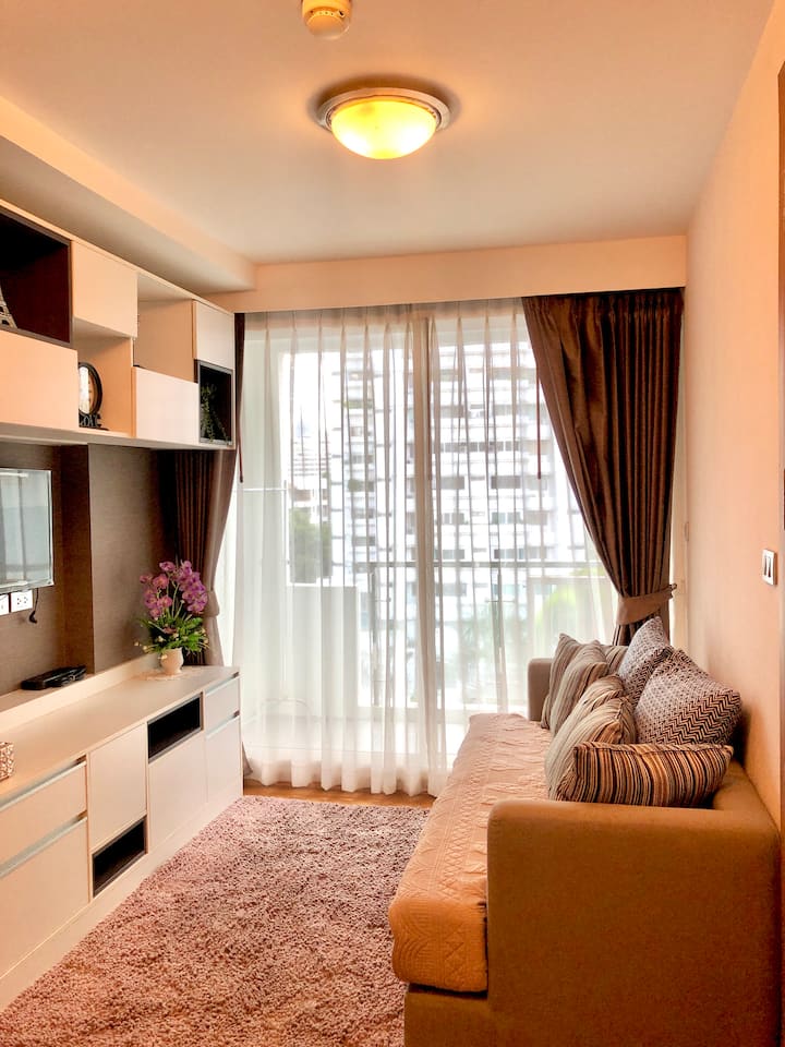 Peaceful Room Near Bts Nana (Monthly Available) - Bangkok