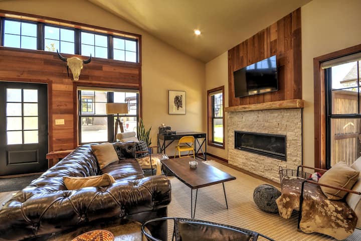 Ski-inspired Getaway With Private Hot Tub - Red Lodge, MT