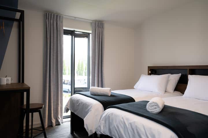Haka House - Twin Room Ensuite - Lake Tekapo
