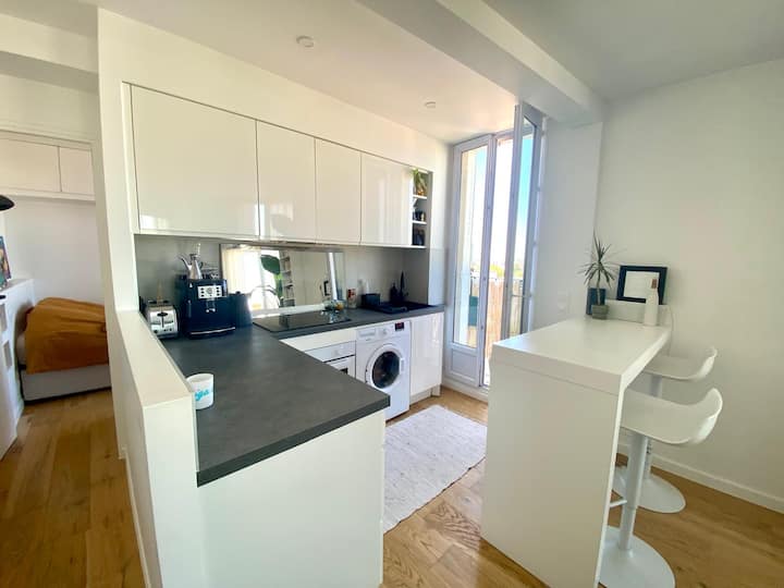 Nid Perché En Plein Montreuil - Montreuil