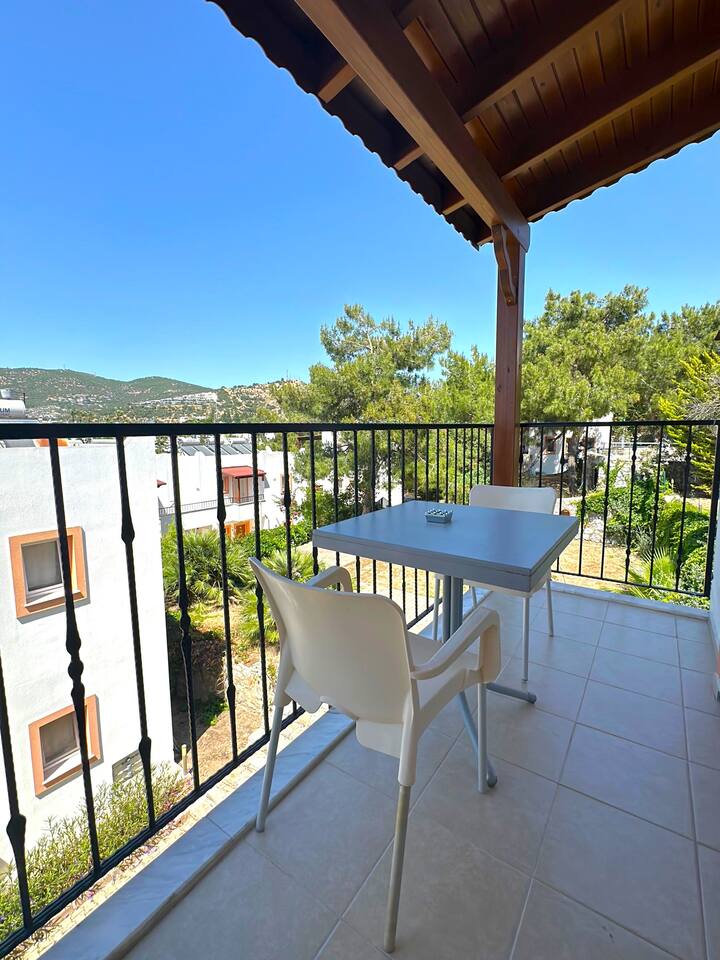 Pinky Apart Küçük Balkon / C-6 - Bodrum