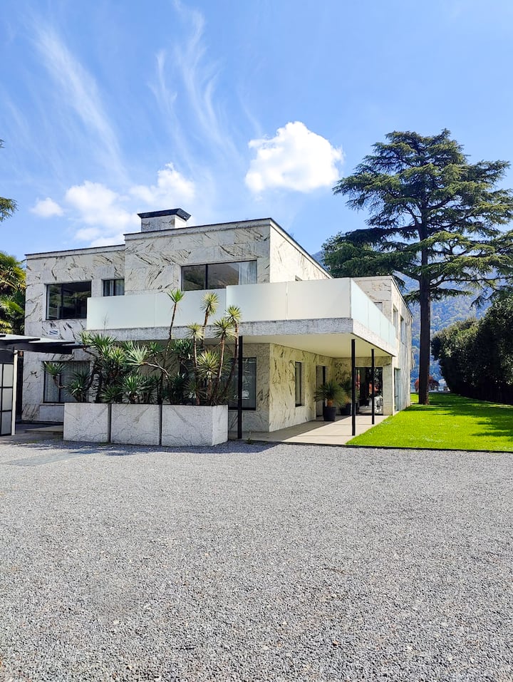 Luxurious Lakefront Villa With Private Dock & Pool - Côme