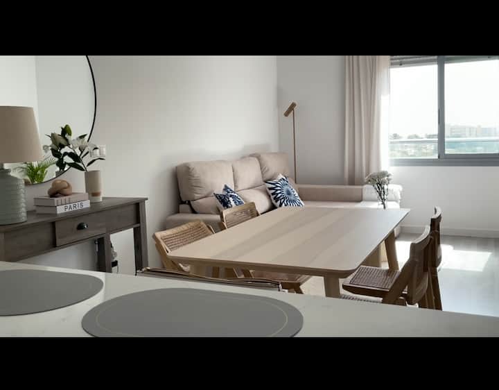 Habitación Doble En La Zona Más Chic De Alicante - Alicante