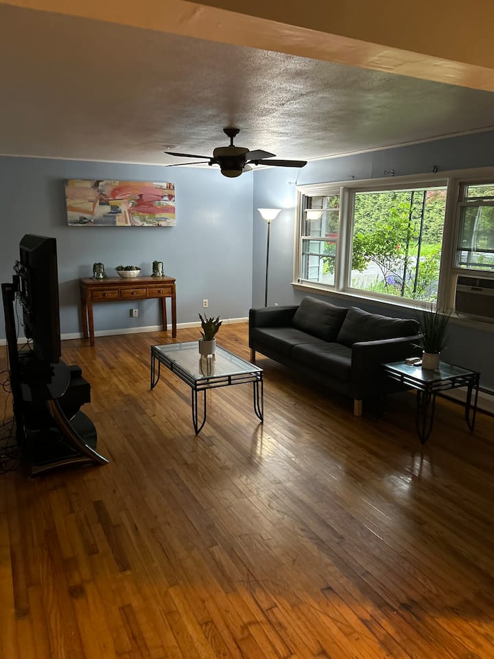 Peaceful Waters - B&b/retreat - Saugerties, NY