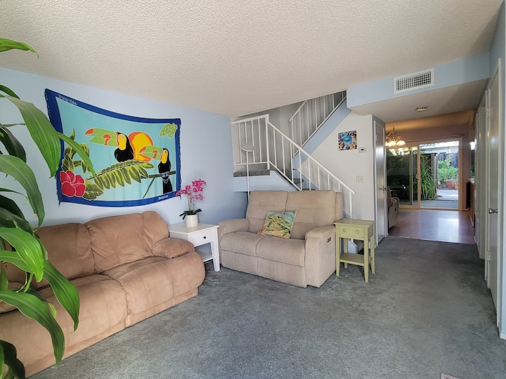 Peaceful Home-it's Time To Relax - Isla Vista, CA