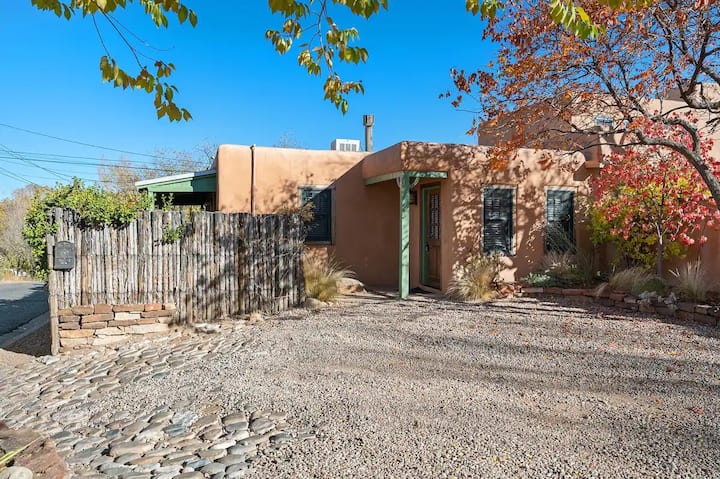 Casa Michi - Santa Fe, NM