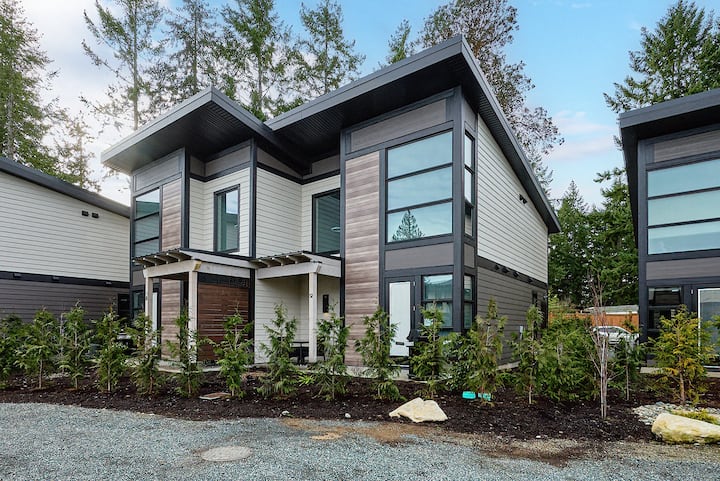 Beach Townhouse In Parksville - Parksville