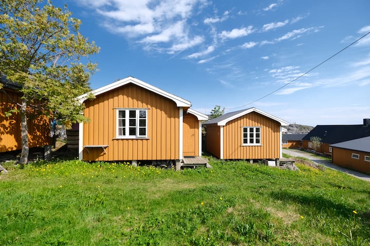 Small Cabin - Stamsund