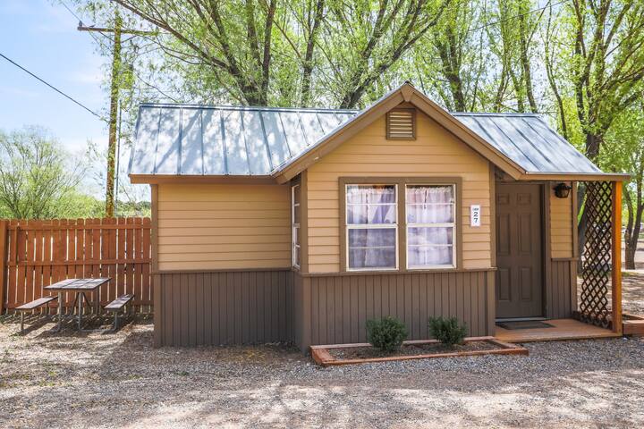 C27camping Cabin Sleeps 6 - Durango, CO