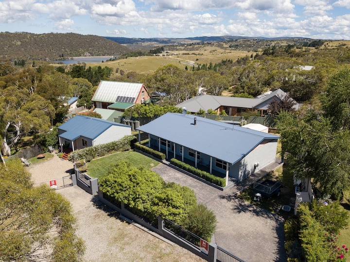 Snowgums Lodge - 3 Br - Family & Pet Friendly - Jindabyne