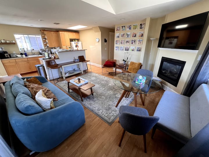 Gemstone In The Heart Of Kirkland! - Kirkland, WA
