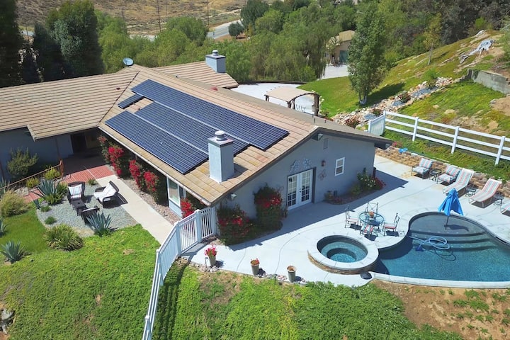 Pool/spa/hill Top View House-35025 S - Temecula, CA