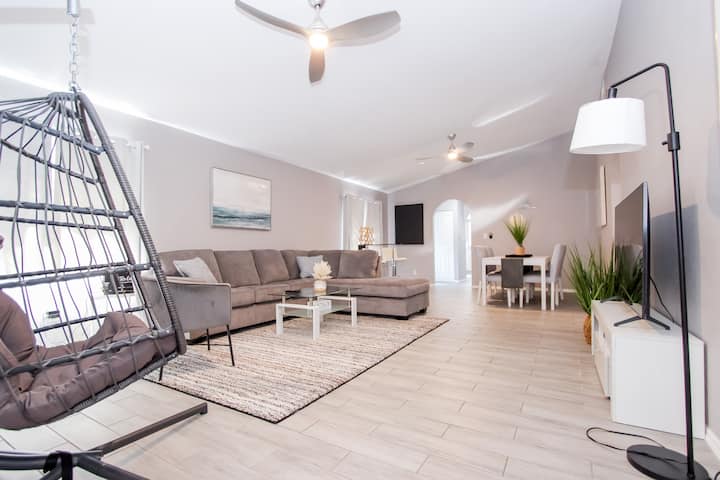 Ocean Breeze: Perfect Beach Escape 3bed/2bath 5* - Dunedin, FL