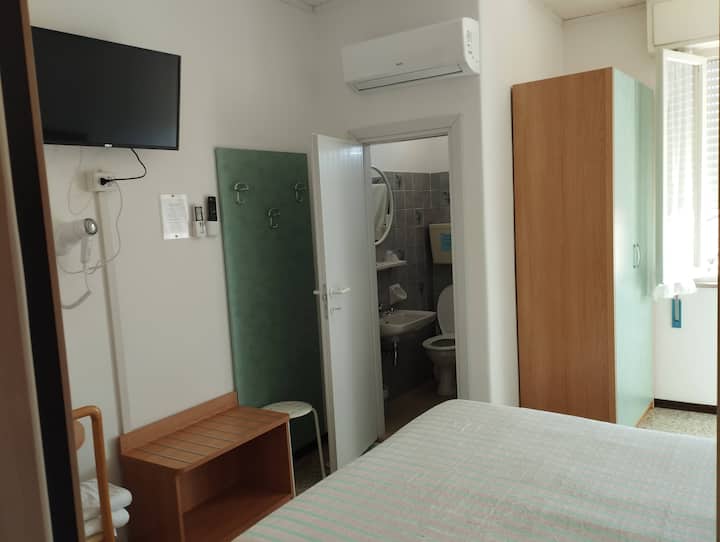 Camera E Colazione - Rimini