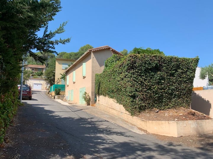 Maisonnette 4/5 Pers Au Calme Et Climatisée - Pierrefeu-du-Var